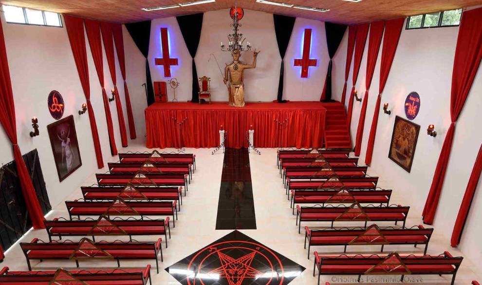 Rituales Satánicos, Esqueletos Y Criptas: La Cara Oculta De 5 Catedrales