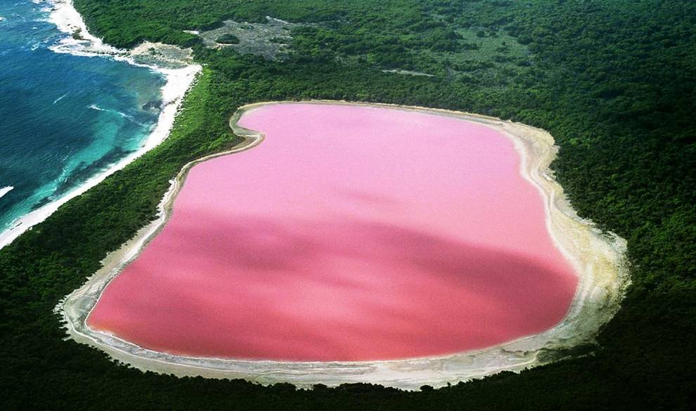Lagos De Colores Que Te Harán Creer Que Estás En Un Mundo Mágico