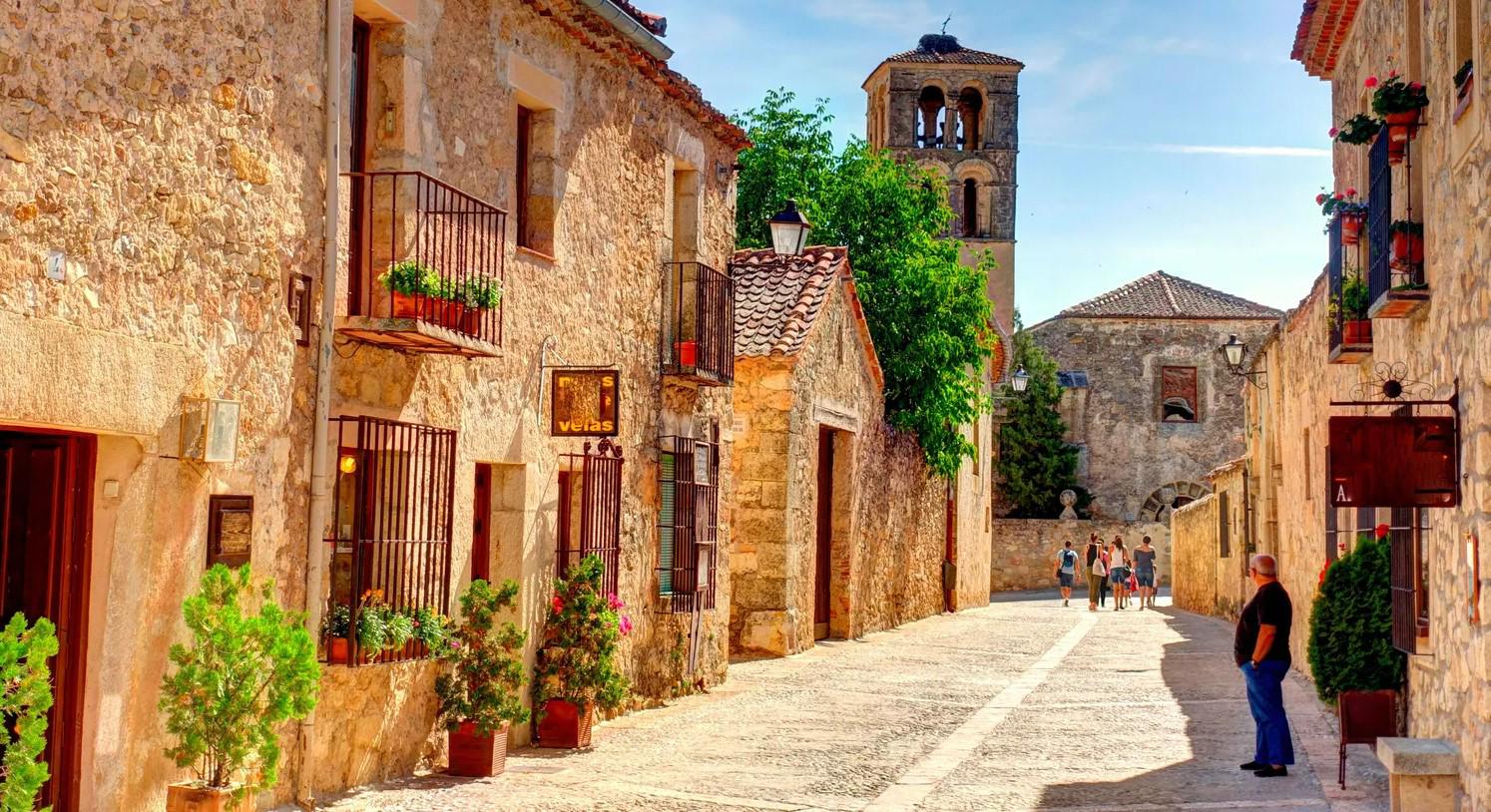 PUEBLOS ESPAÑA | Este es el pueblo medieval más bonito (y mejor ...